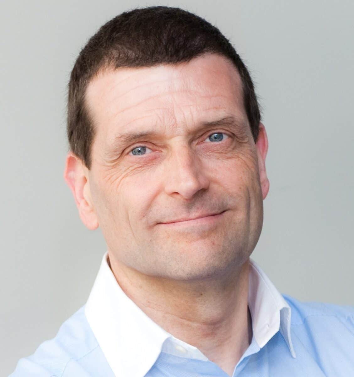 Case Study: Johnson & Johnson’s Award-Winning Supply Chain Smart ...